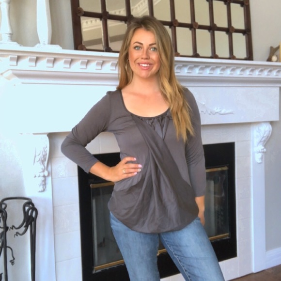 Anthropologie | Tops | One September Gray Satin Twist Tee Sz Small ...
